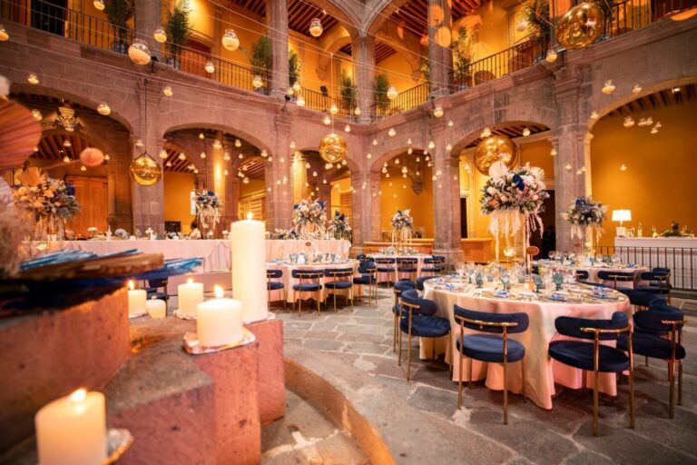 Club de Banqueros - AisleGo